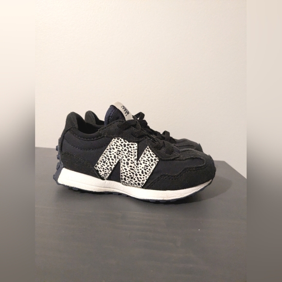 New Balance | Shoes | Kids New Balance 327 Black With Leopard Print ...